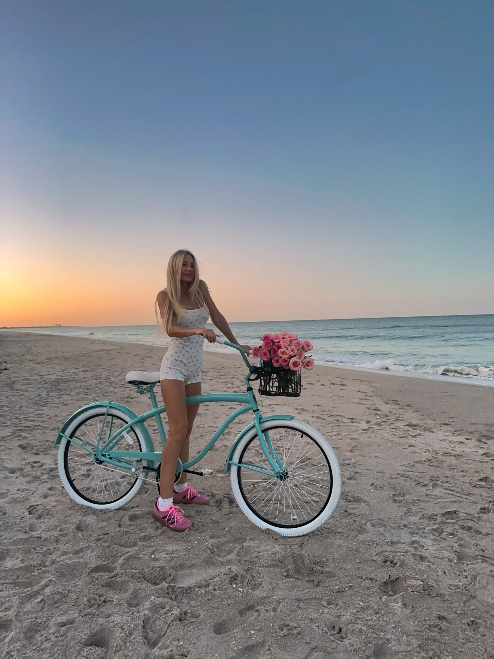 Villy Custom | Colorful Custom Beach Cruisers | Assembled in the USA